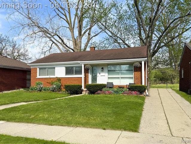 22030 Church St, Oak Park, MI 48237