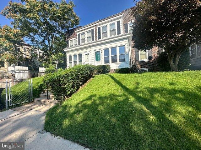 2203 N Spruce St, Wilmington, DE 19802