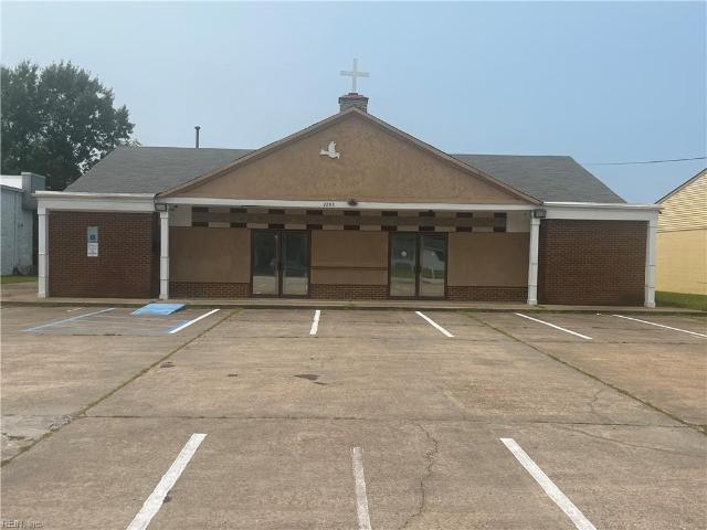2203 Andrews BLVD