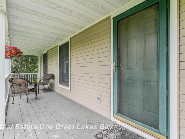 2203 Bullock Road