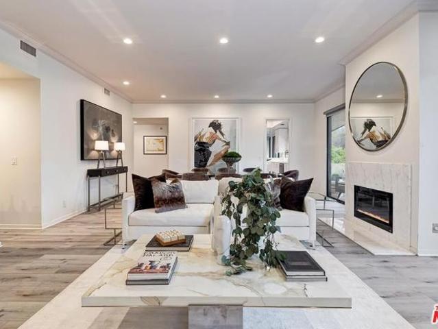 2203 Century Hill, Los Angeles, CA 90067