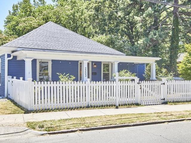 2203 Chapel Hill Rd, Durham, NC 27707