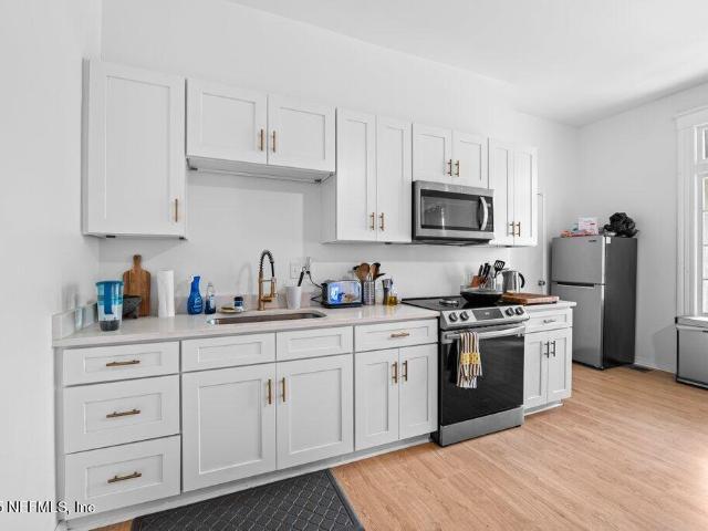2203 College St, Jacksonville, FL 32204 | MLS #2121 | Compass