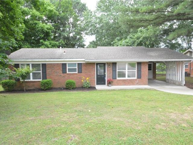 2203 Cottonwood Pl, Springdale, AR 72762