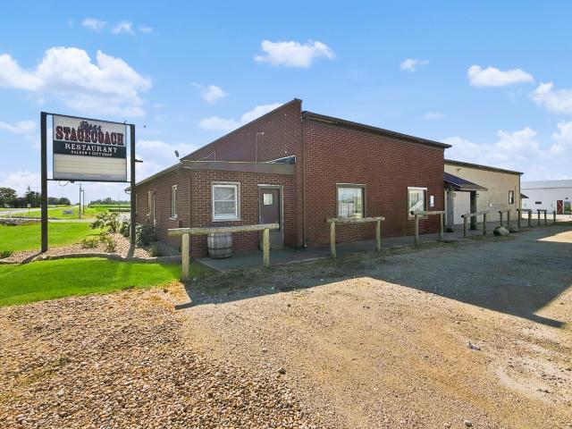 2203 County Road 3000 N