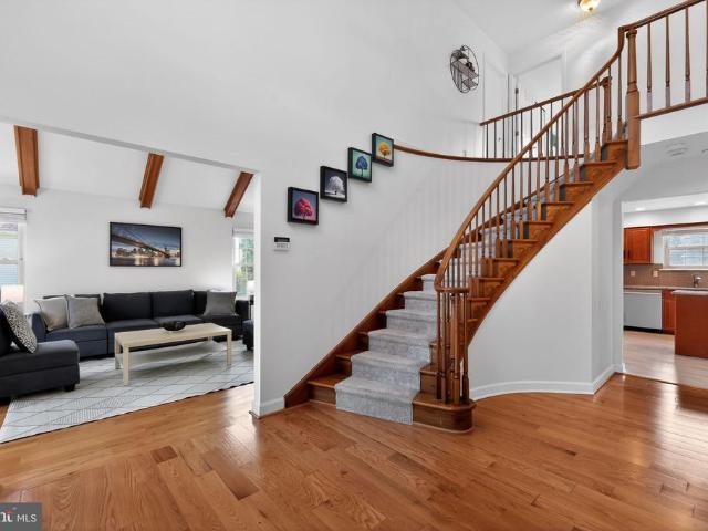 2203 Derby Drive