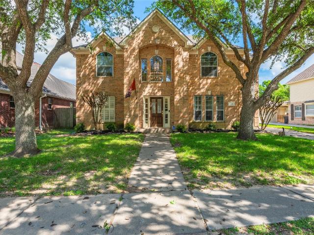 2203 Fairwater Park Drive