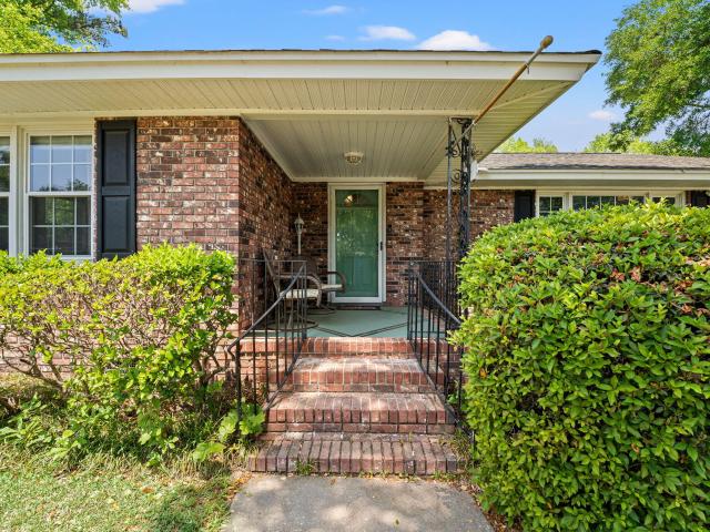 2203 Glendale Drive