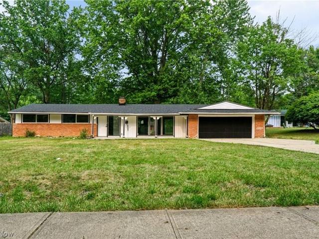 2203 Lee Blvd, East Cleveland, OH 44112