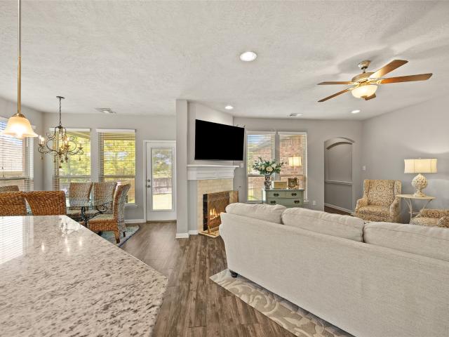 2203 Parker Court