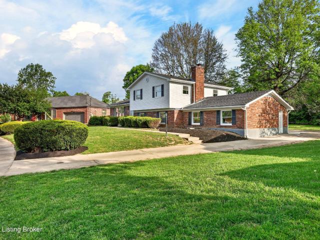 2203 Steeplechase Dr