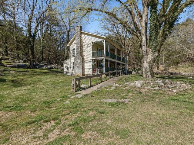 2203 Stones River Rd