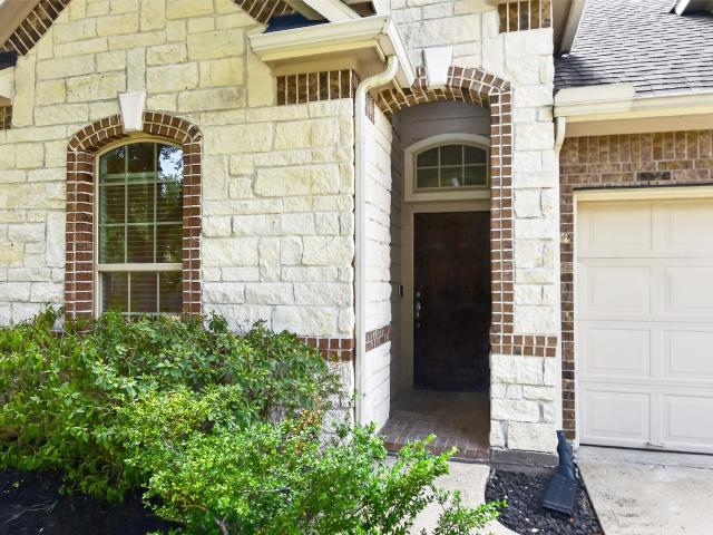 2203 Summit Pass Lane