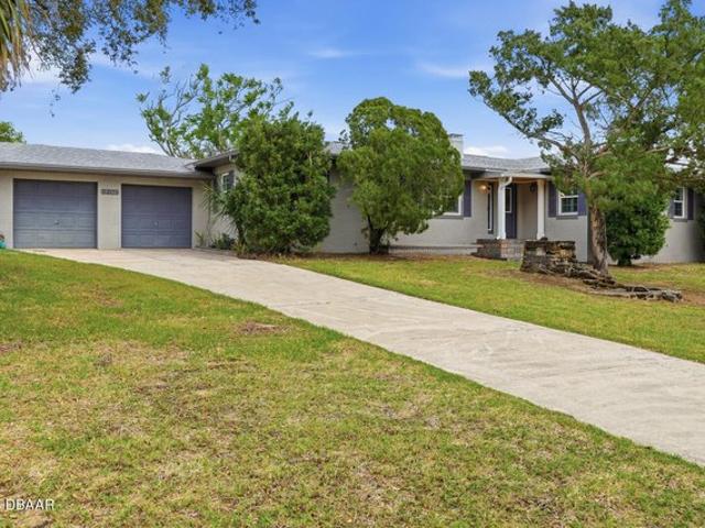2203 S Peninsula Dr, Daytona Beach, FL 32118
