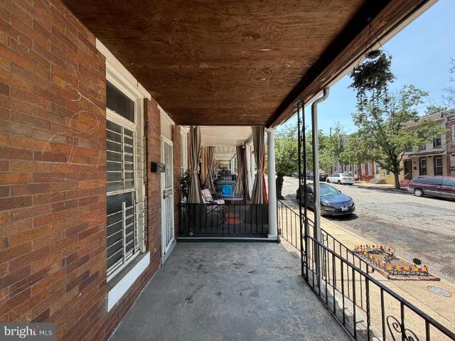 2203 Sidney Avenue
