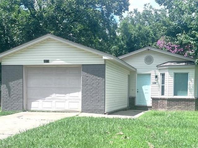 2203 Taft St, Van Buren, AR 72956