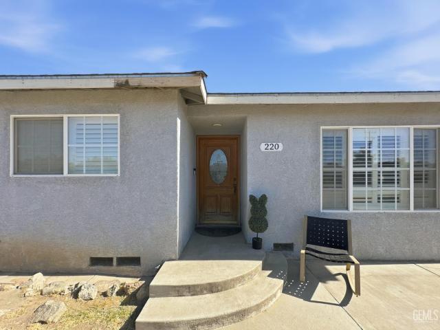 220 17Th Avenue