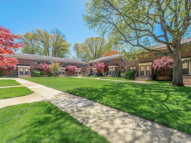 220 1 th Avenue, Unit 213 A2