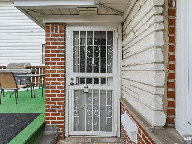 220 5th Street
