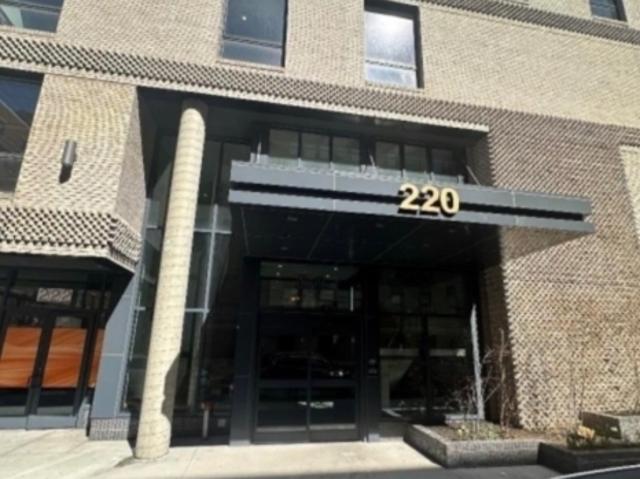 220 9Th St