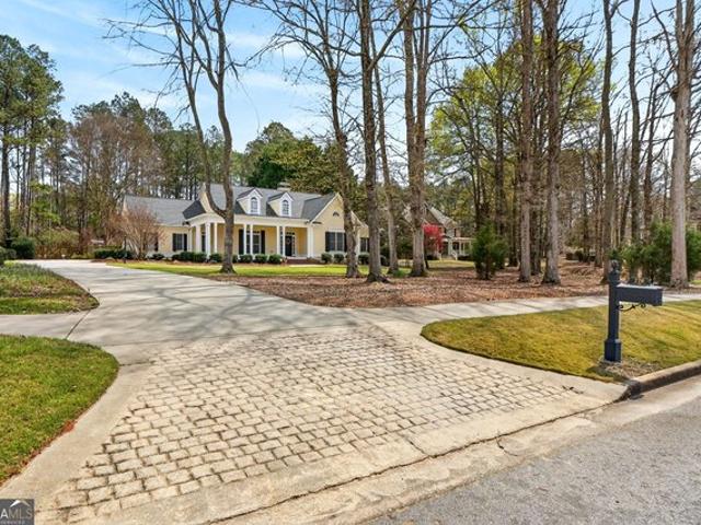 220 Cottonmill Ct, Fayetteville, GA 30215