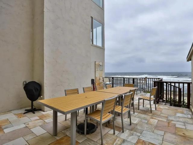 220 Coast Blvd # 2M