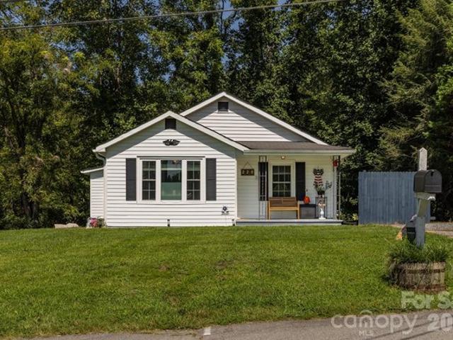 220 Collins Rd, Elkin, NC 28621