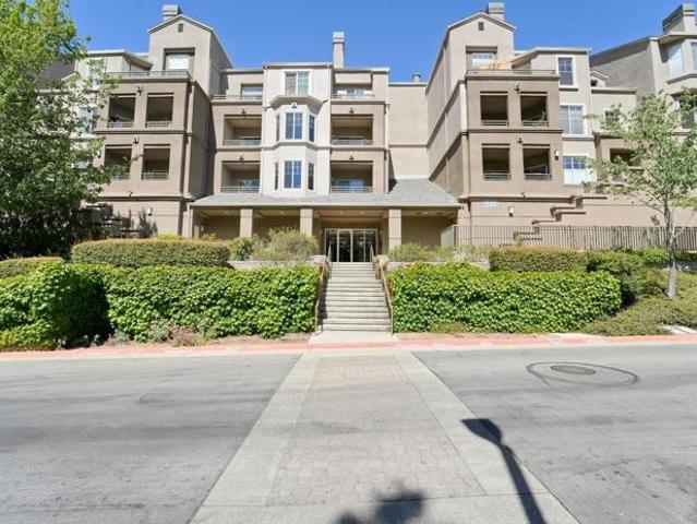 220 Caldecott Ln 112, Oakland, CA