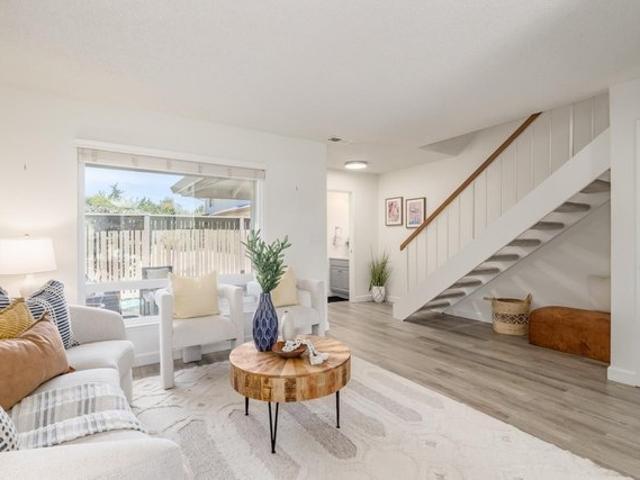 220 Castillion Ter, Santa Cruz, CA 95060
