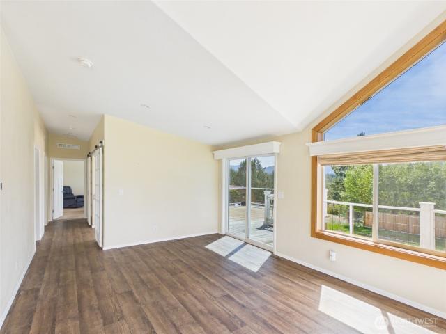 220 Center Road