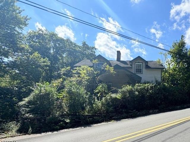 220 Changewater Rd, Washington Township, NJ 07831
