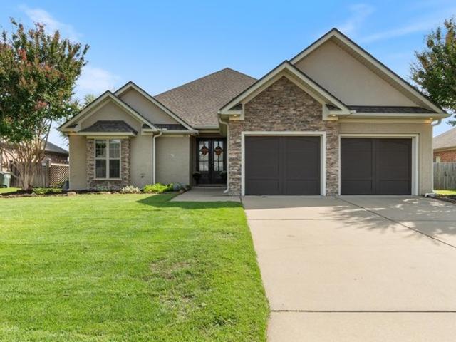 220 Chapel Creek Dr, Conway, AR 72034