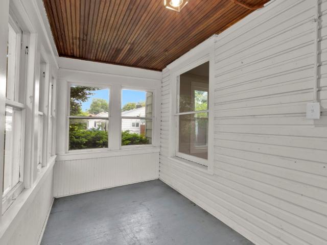 220 Crescent Street