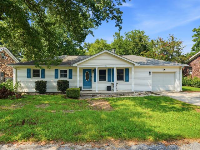220 Crestwood Drive