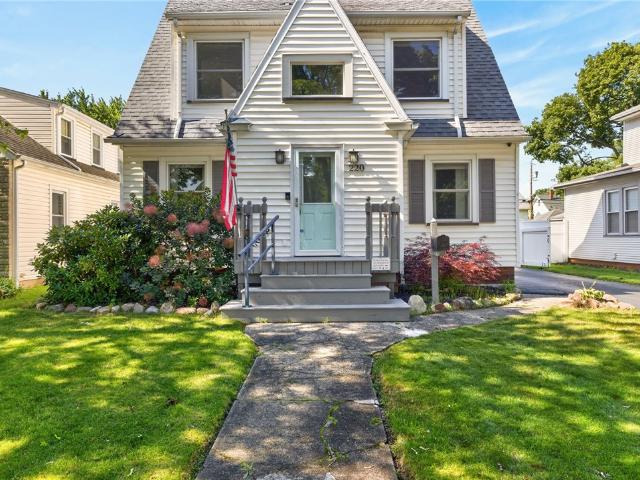 220 Barry Road