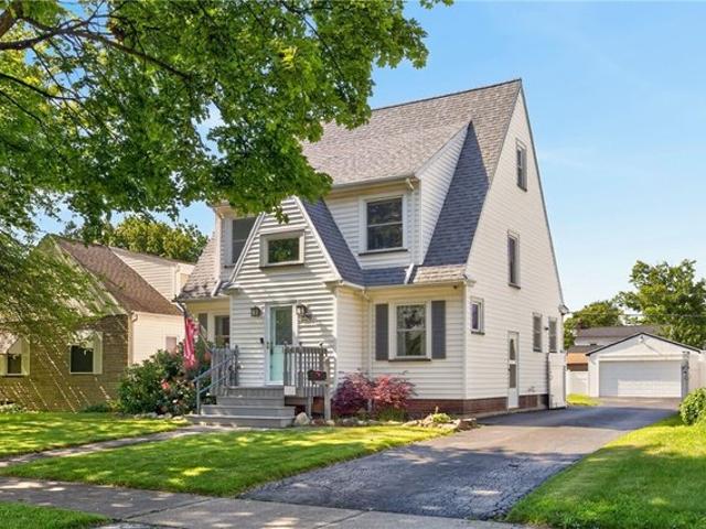 220 Barry Rd, Rochester, NY 14617