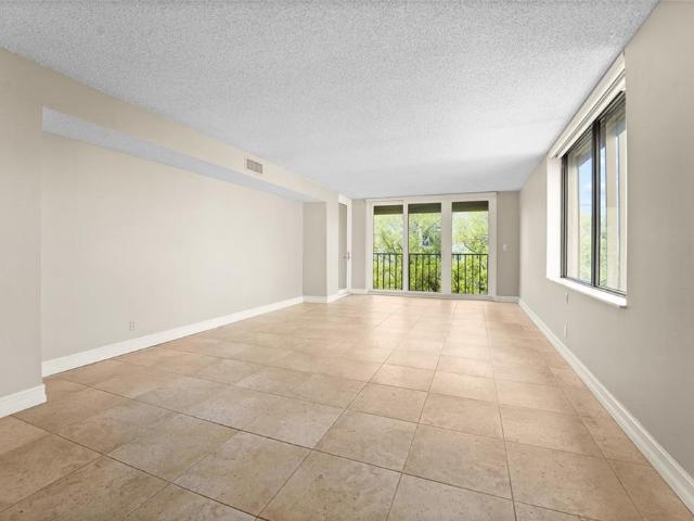 220 Belleview Blvd, Unit 601, Belleair, FL 33756 | MLS #TB8500