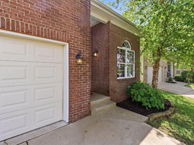 220 Berkshire Lane