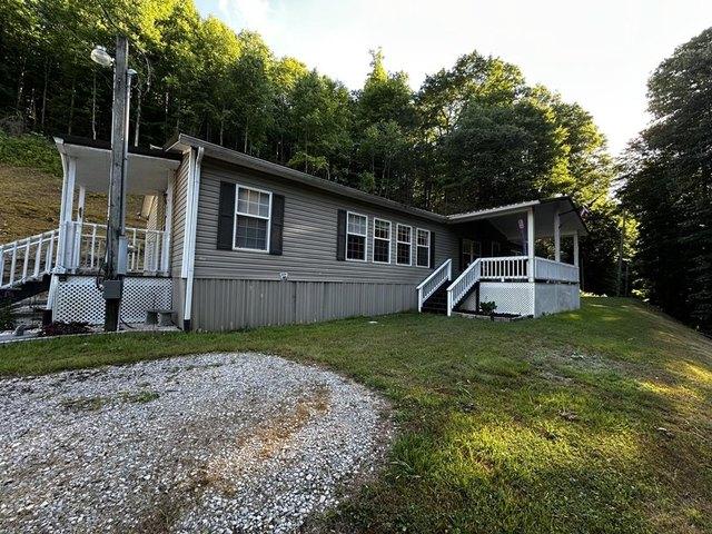 220 Bilvia Dr, Jenkins, KY 41537