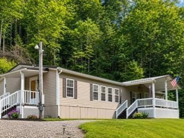 220 Bilvia Dr, Jenkins, KY 41537