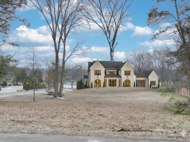 220 Bluegrass Dr, Hendersonville, TN 37075 | MLS #3122 | Compass