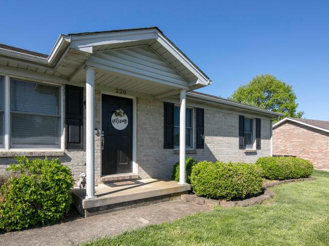 220 Blackhawk Circle