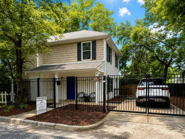 220 Bladen Street