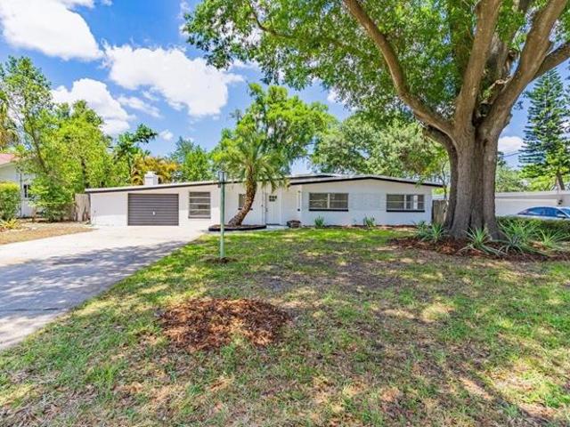 220 Blossom Ln, Winter Park, FL 32789