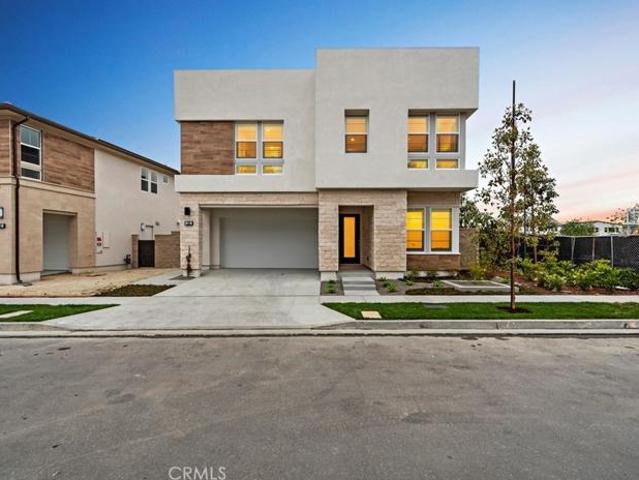 220 Burwood, Lake Forest, CA 92630