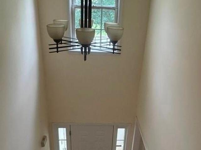 220 Gaines Oak Way