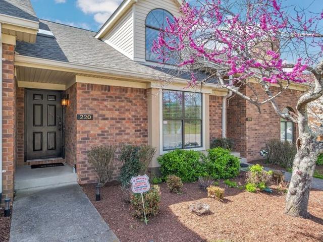 220 Glenstone Cir, Brentwood, TN 37027