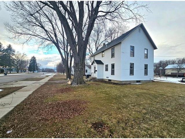 220 Grace Ave, Iona, MN 56141