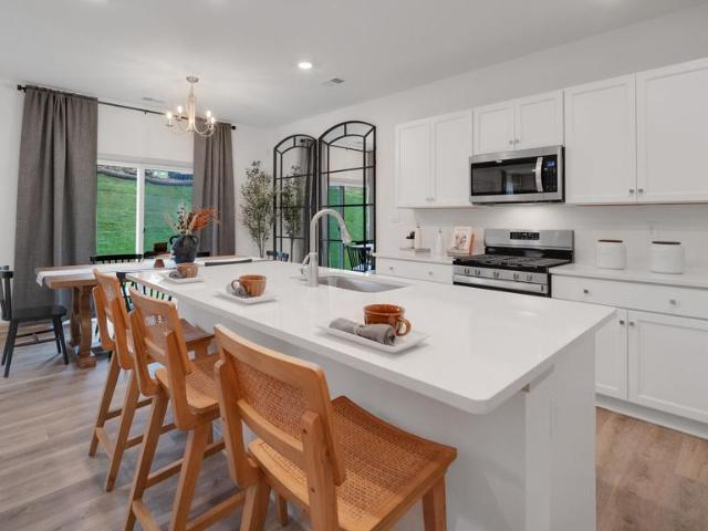 220 Grantway