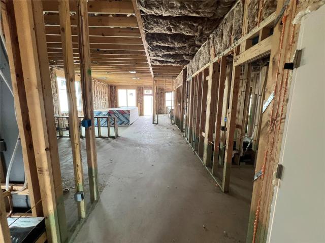 220 Gus Loop